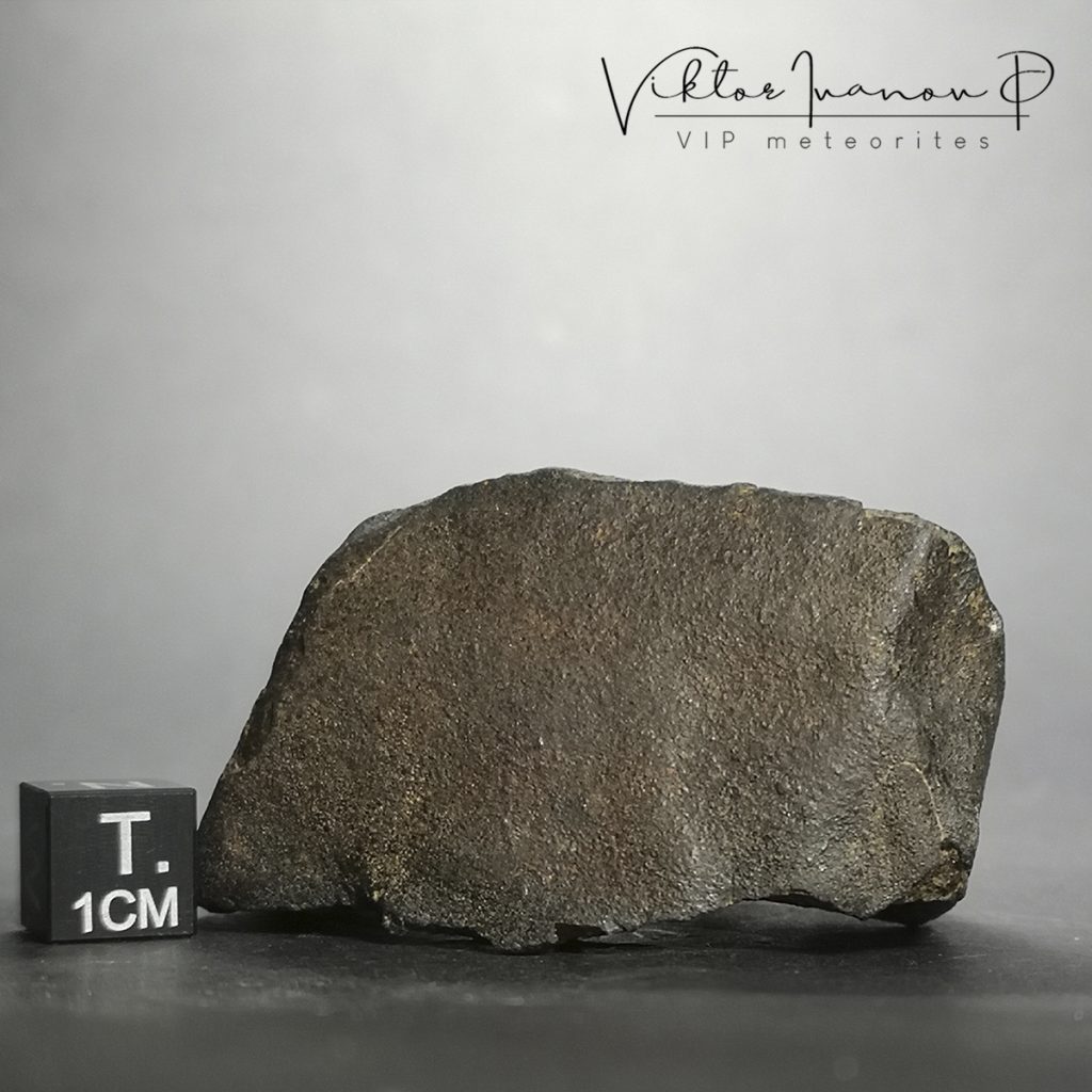 Ordinary chondrite meteorite. Nice shape rich in metal (60.8g) - VIP ...